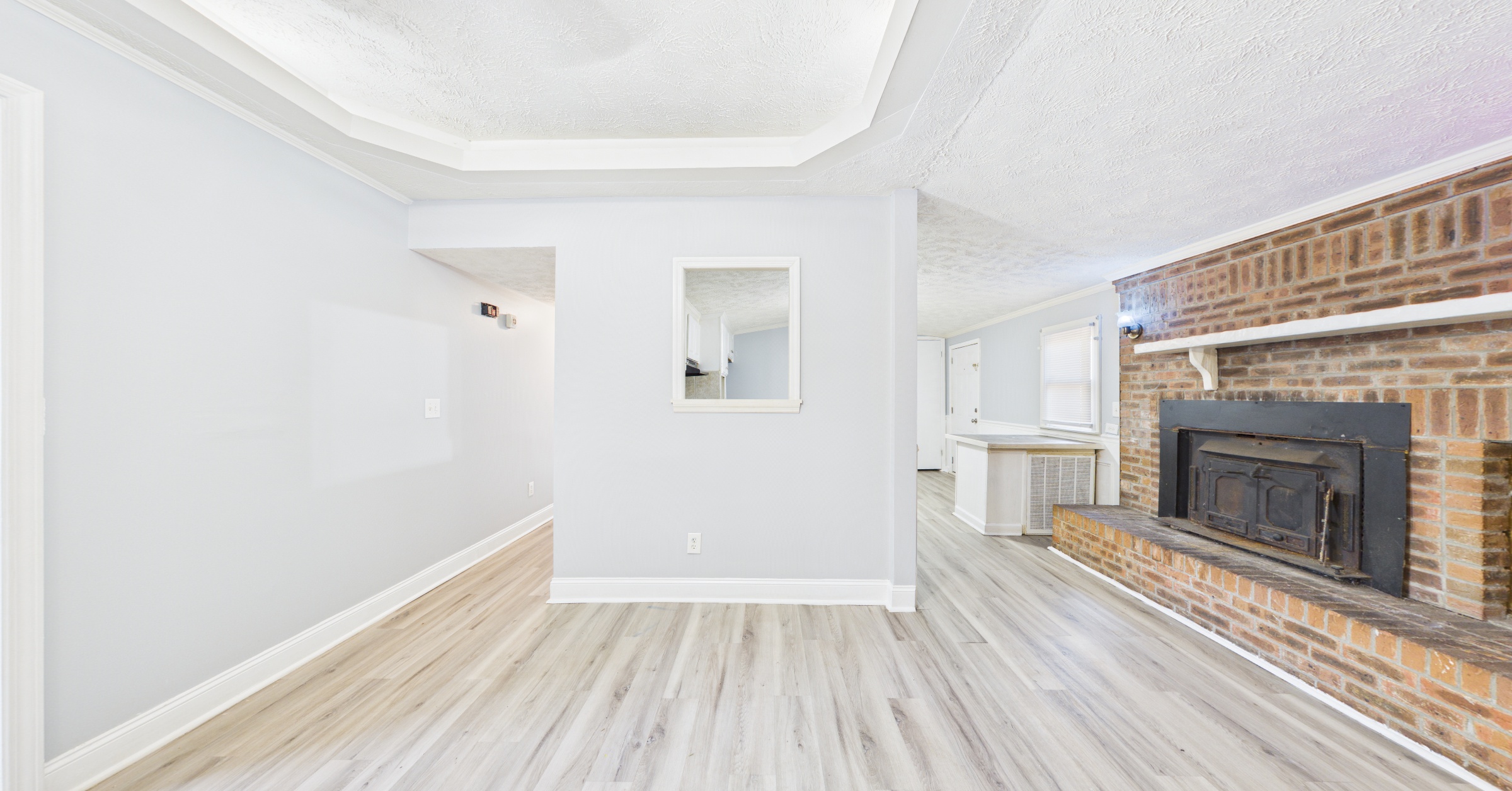 2597 pinecrest