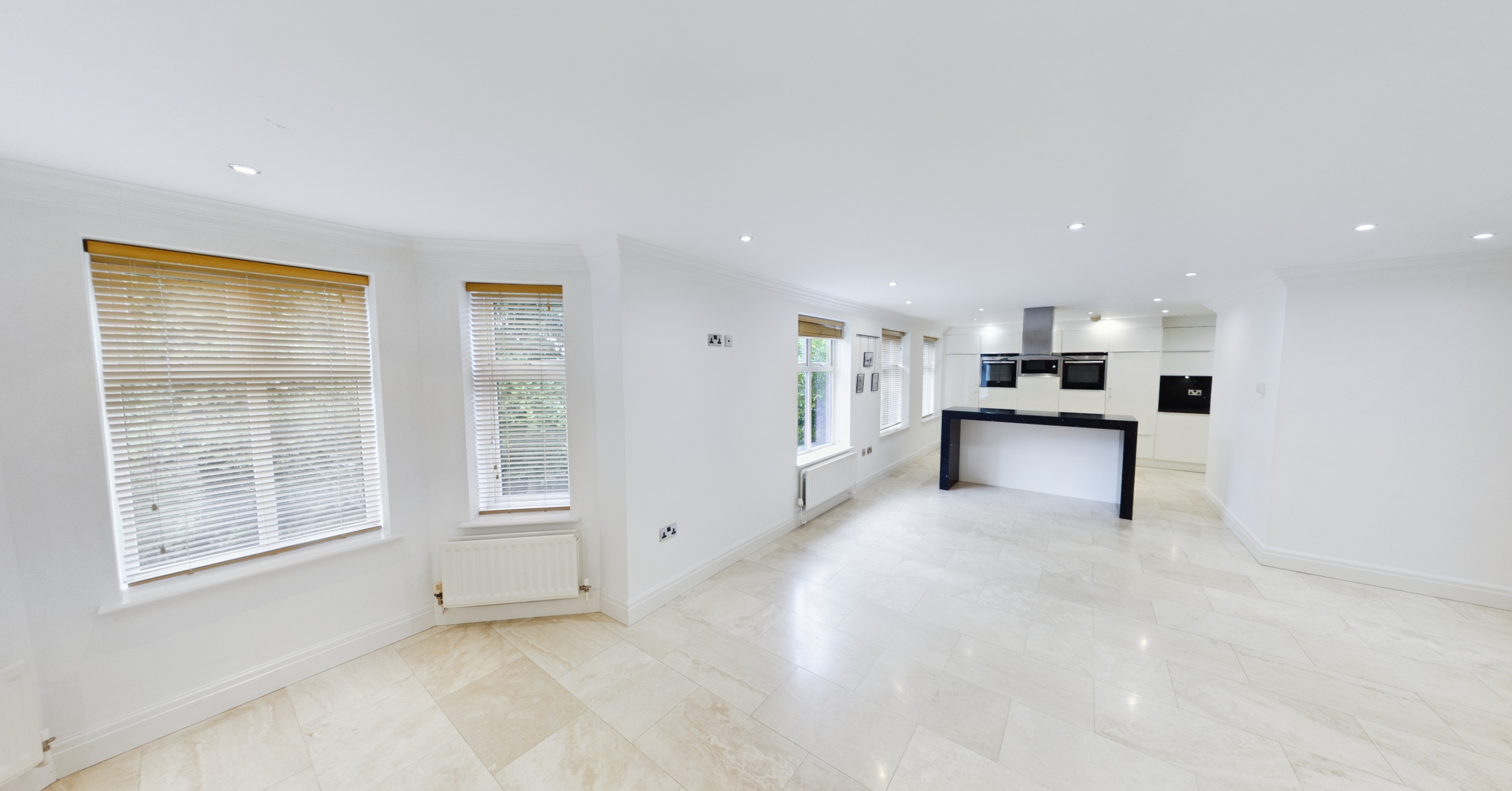 Flat 2, Grosvenor Court, 7a Carnatic Road (8 August)