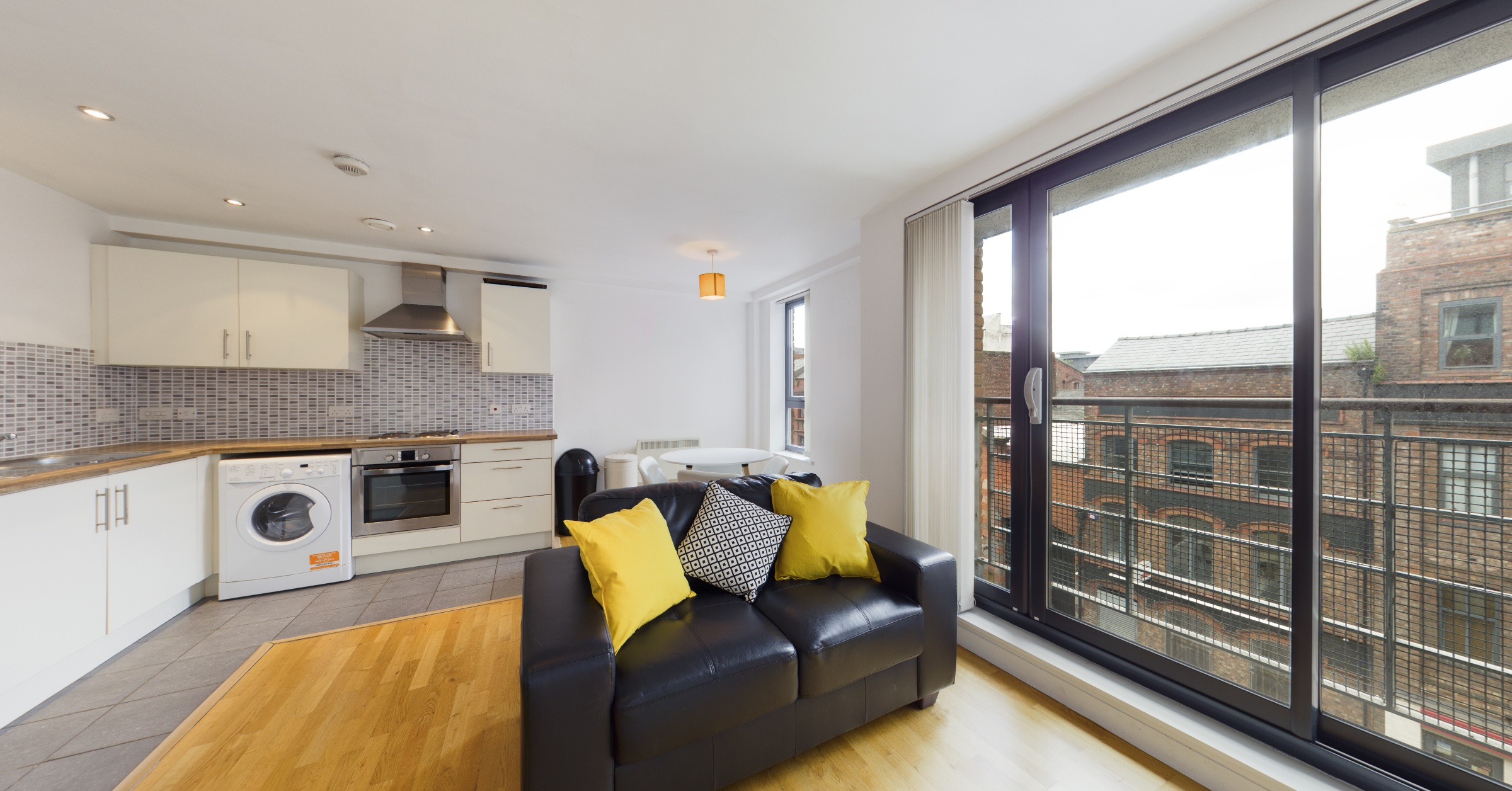 37 Portside House
