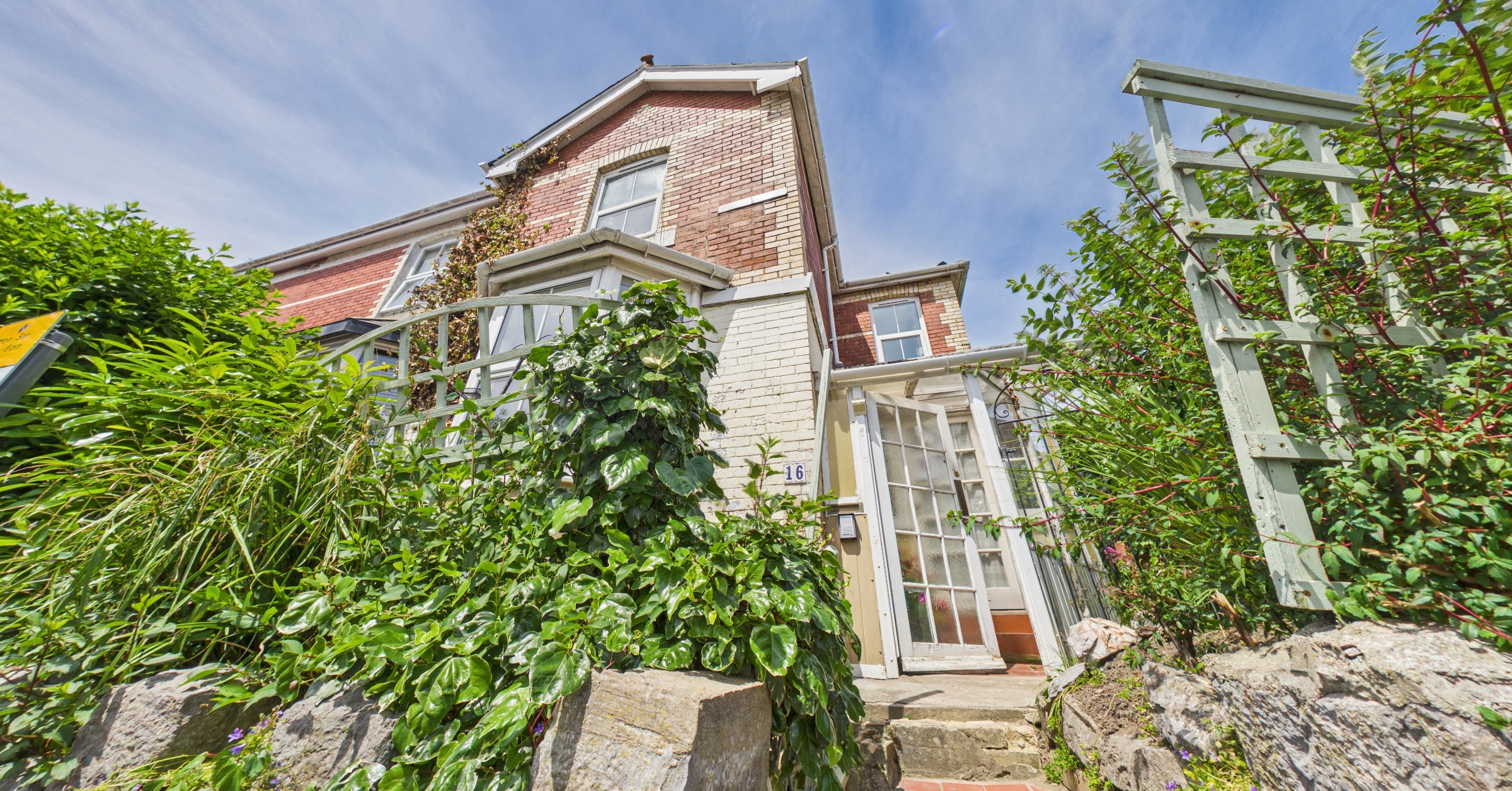16 Fisher Road