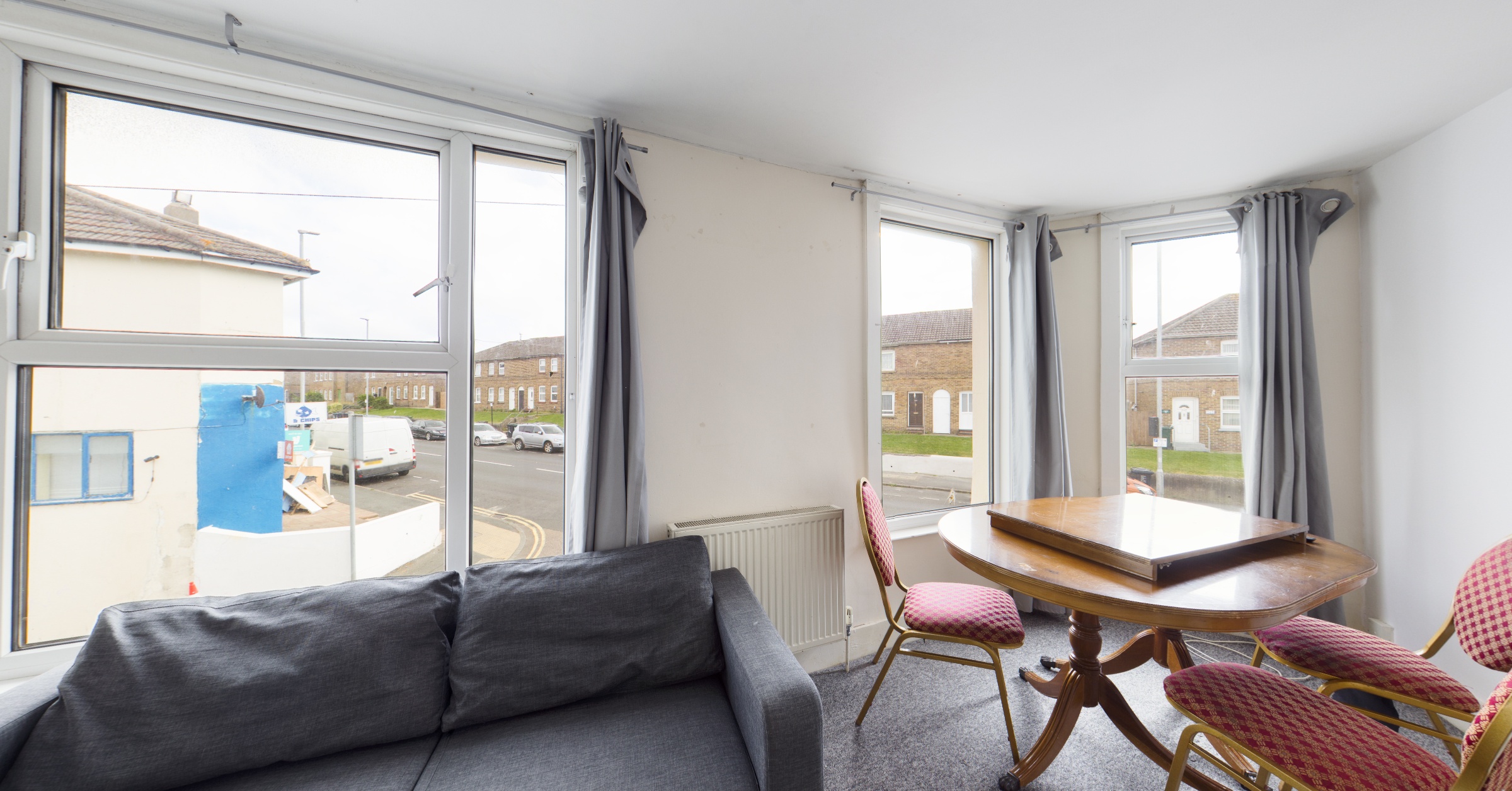 Queens Park Road - 6699648