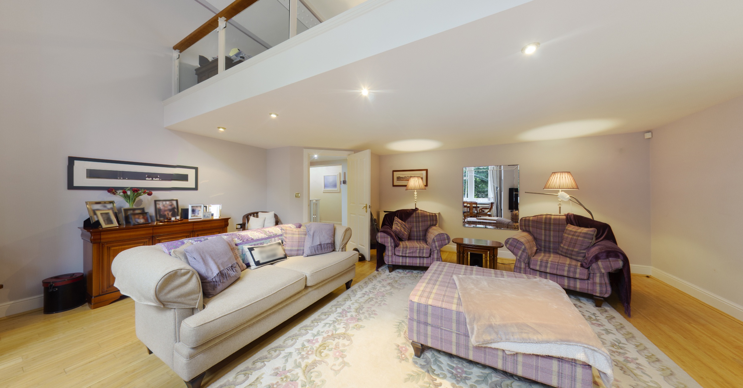 40 Ye Priory Court, L25