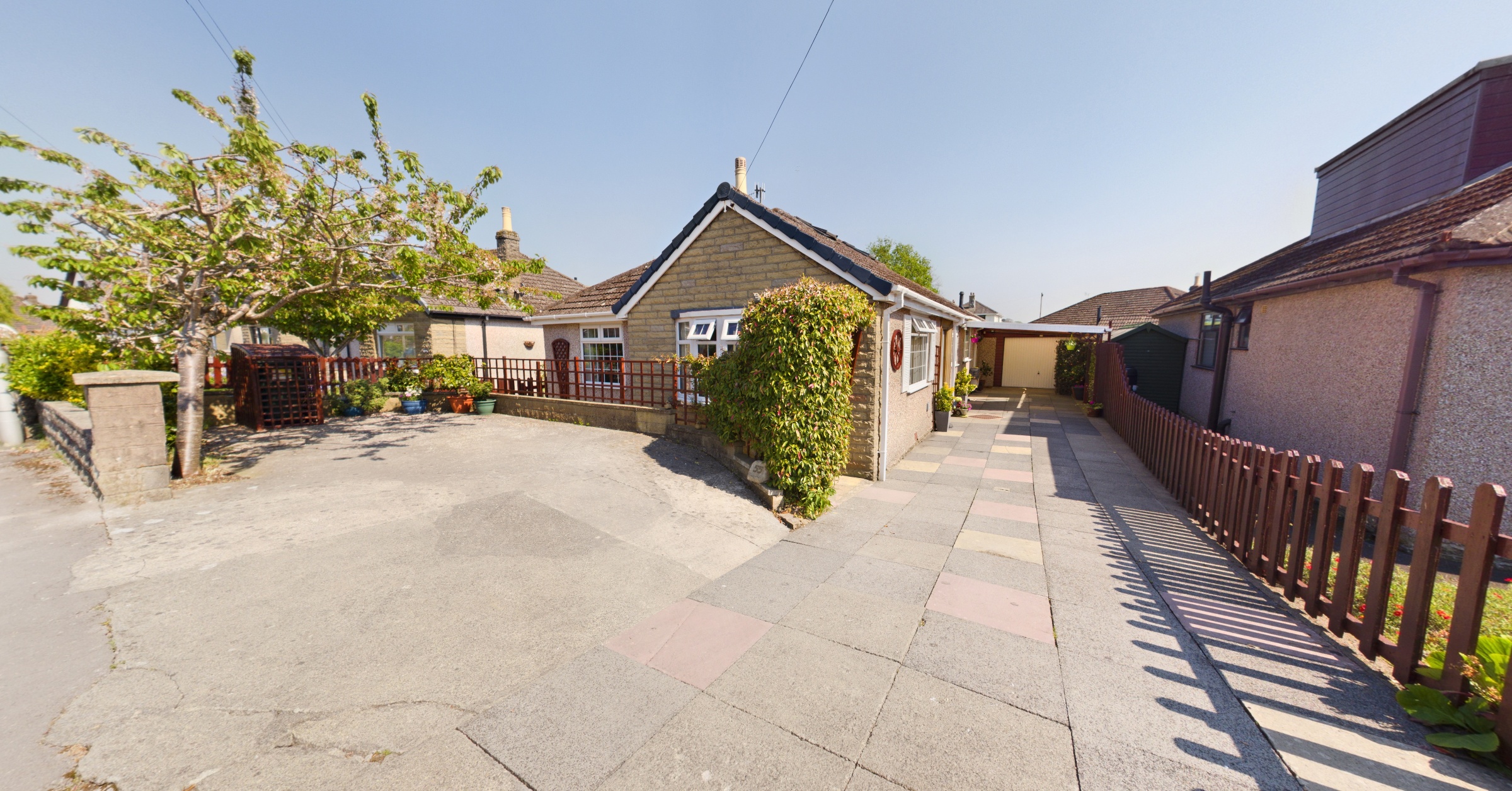55 Manor Road