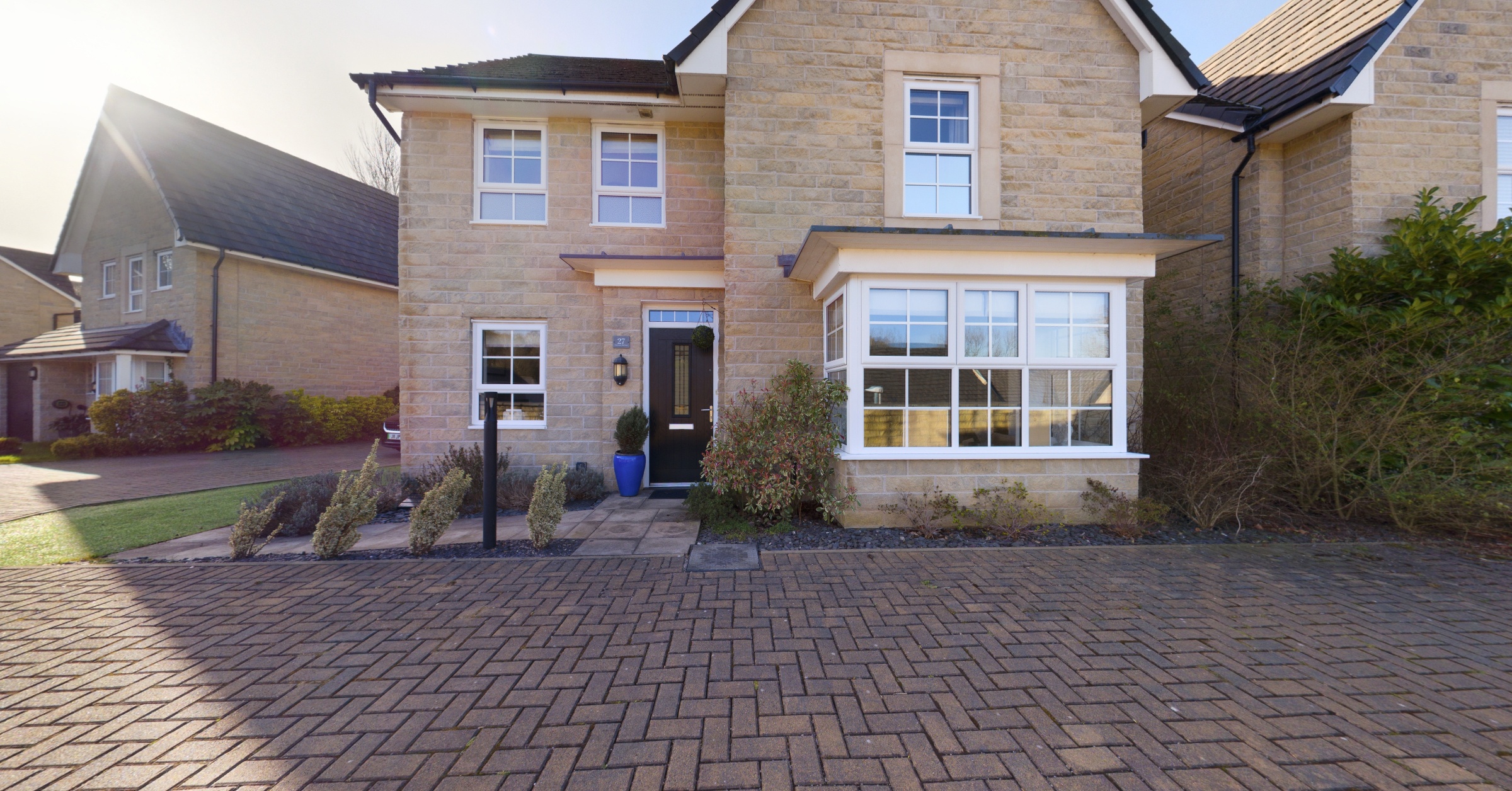 27 Nightingale Hall Road