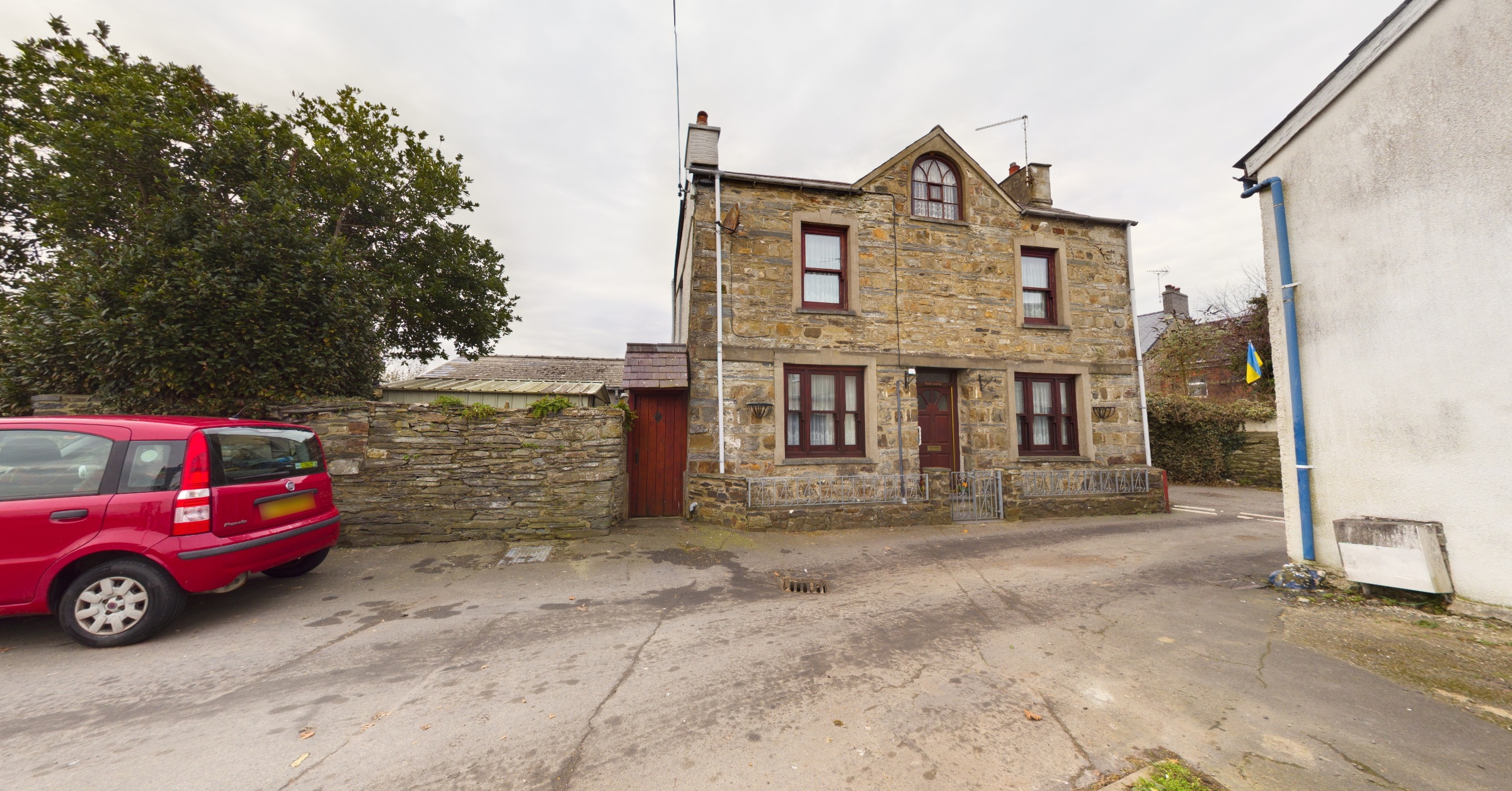 Teifi House, Gloster Row, Cardigan