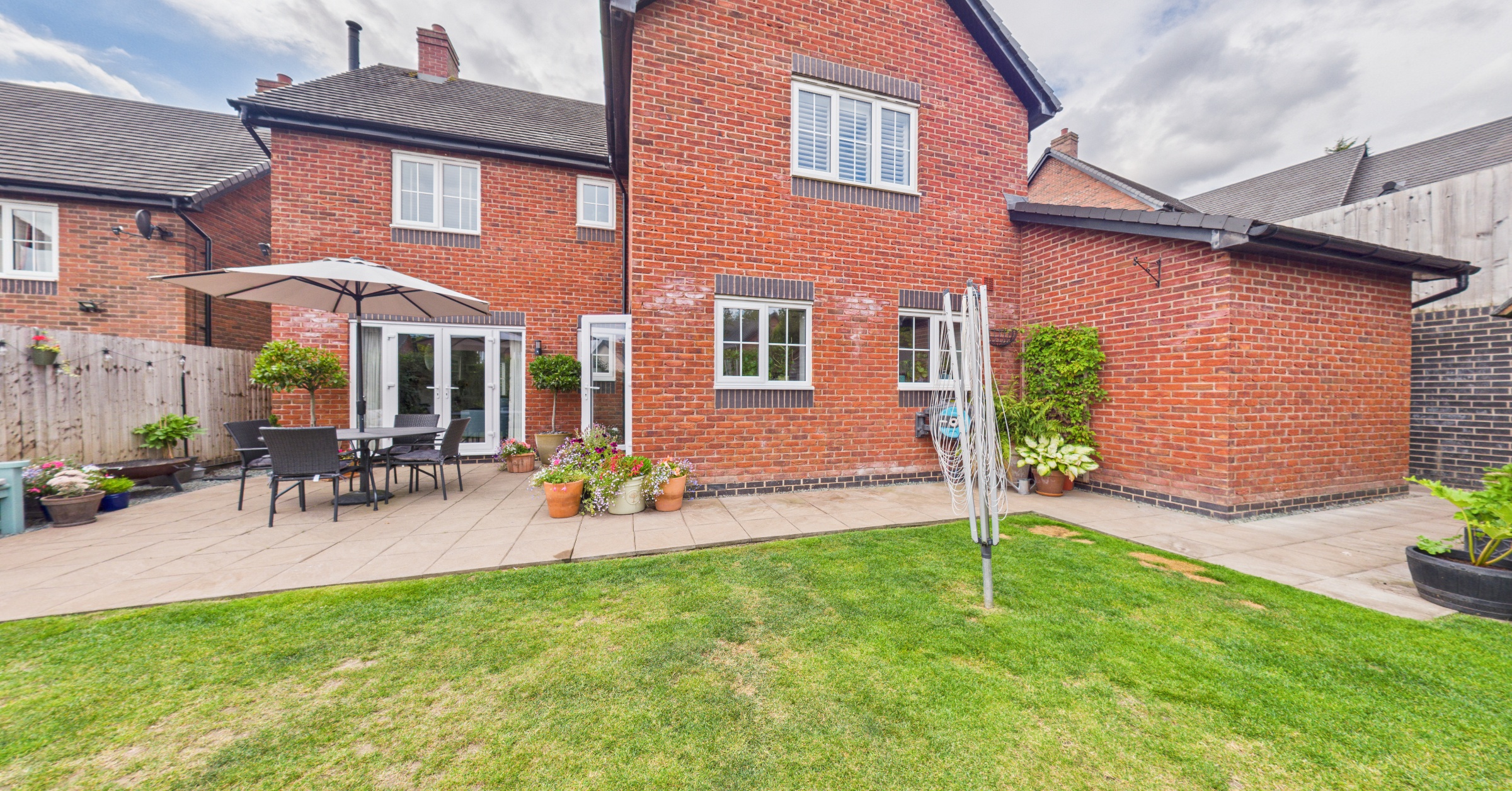27 Geoff Morrison Way Uttoxeter