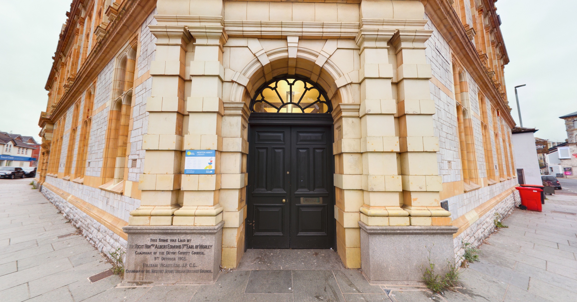 Libraries Unlimited - Newton Abbot