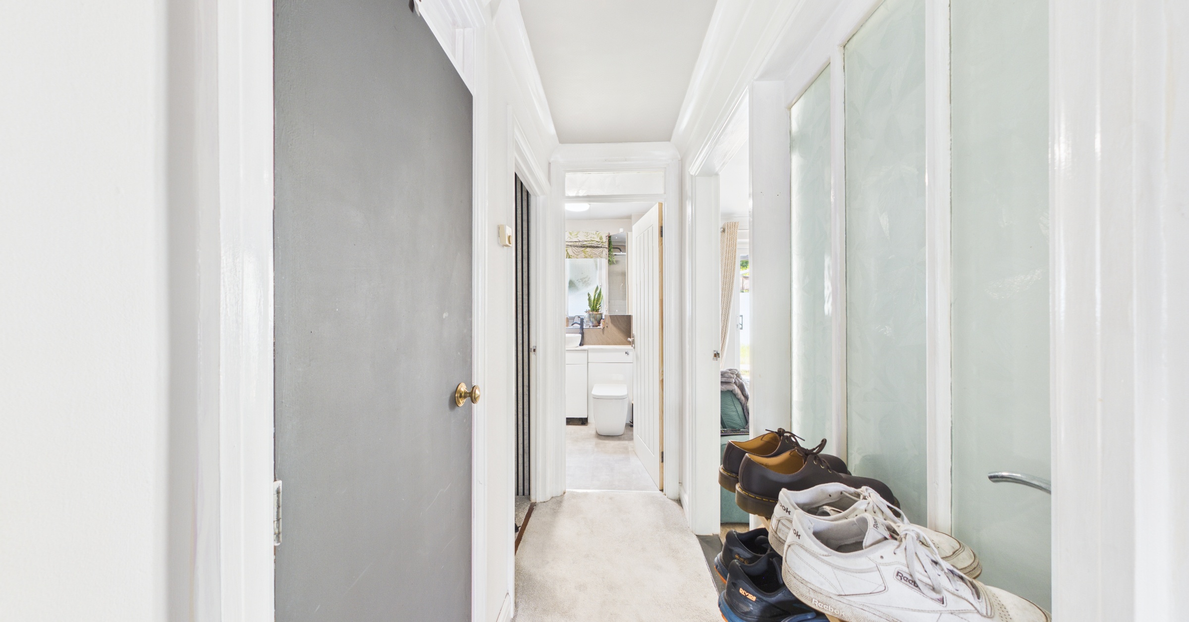 Sales: 8 Ella Park
