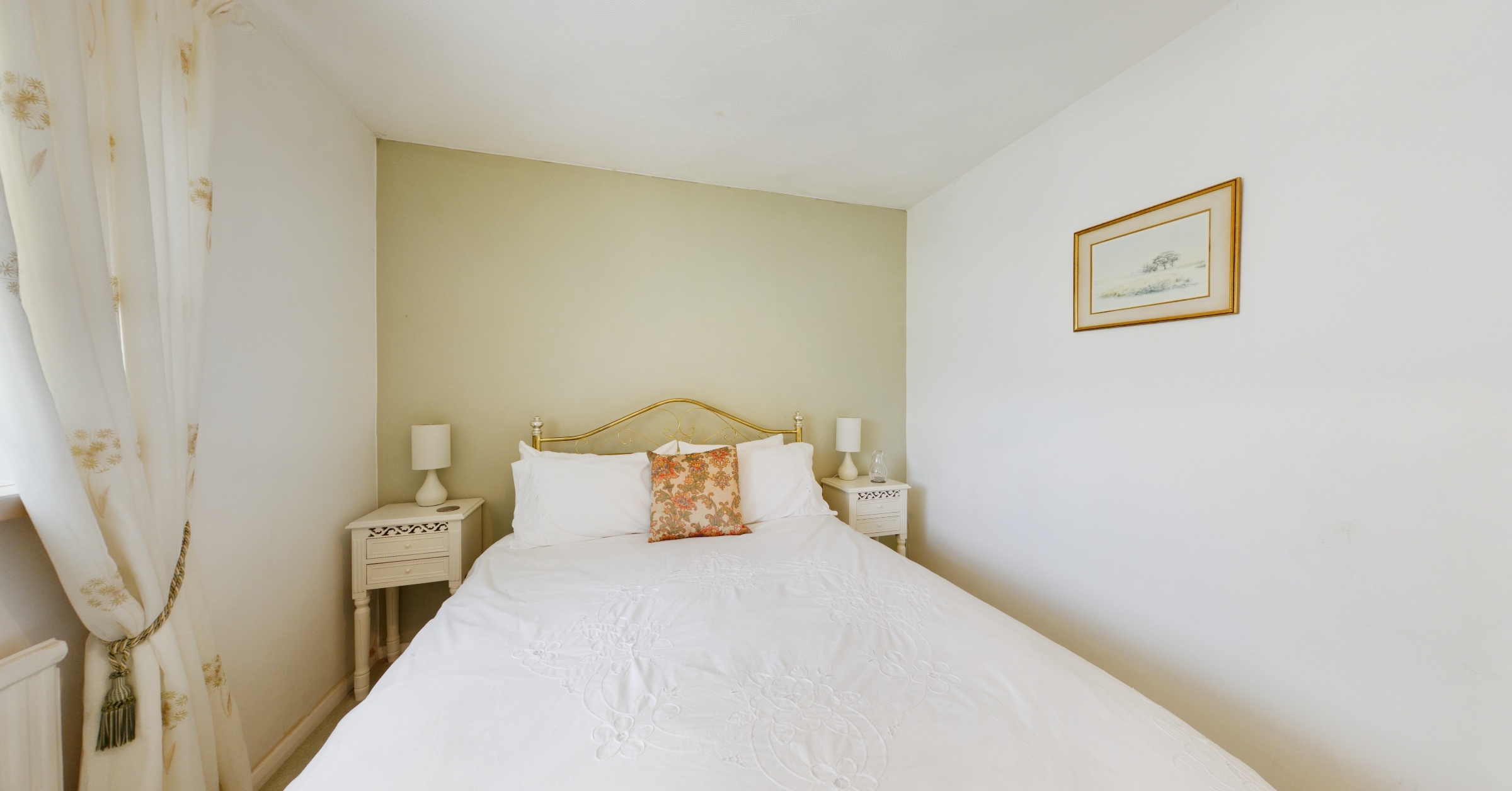 Tamarind, Headley Heath Approach