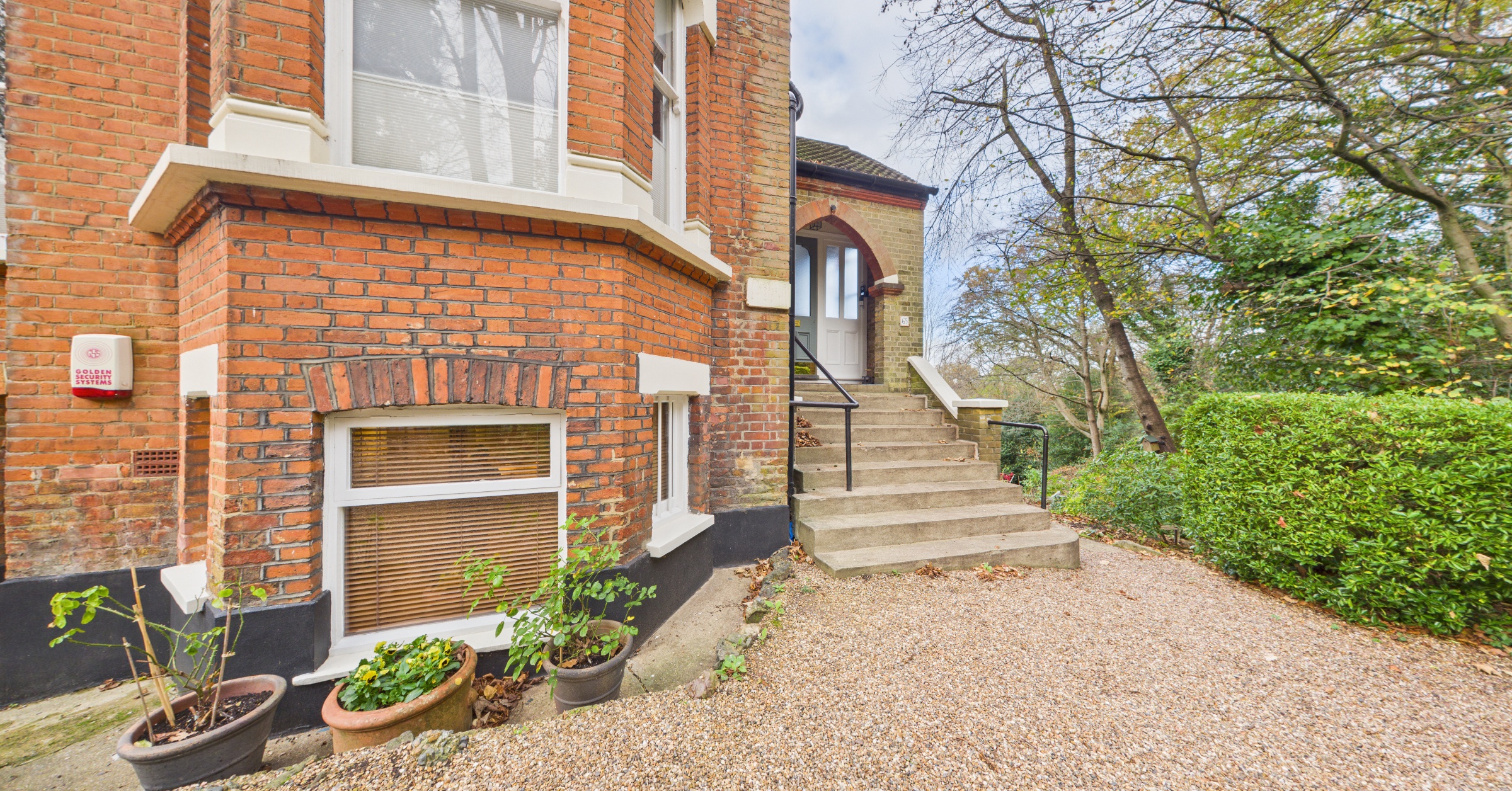 N6 - Ailanthus House