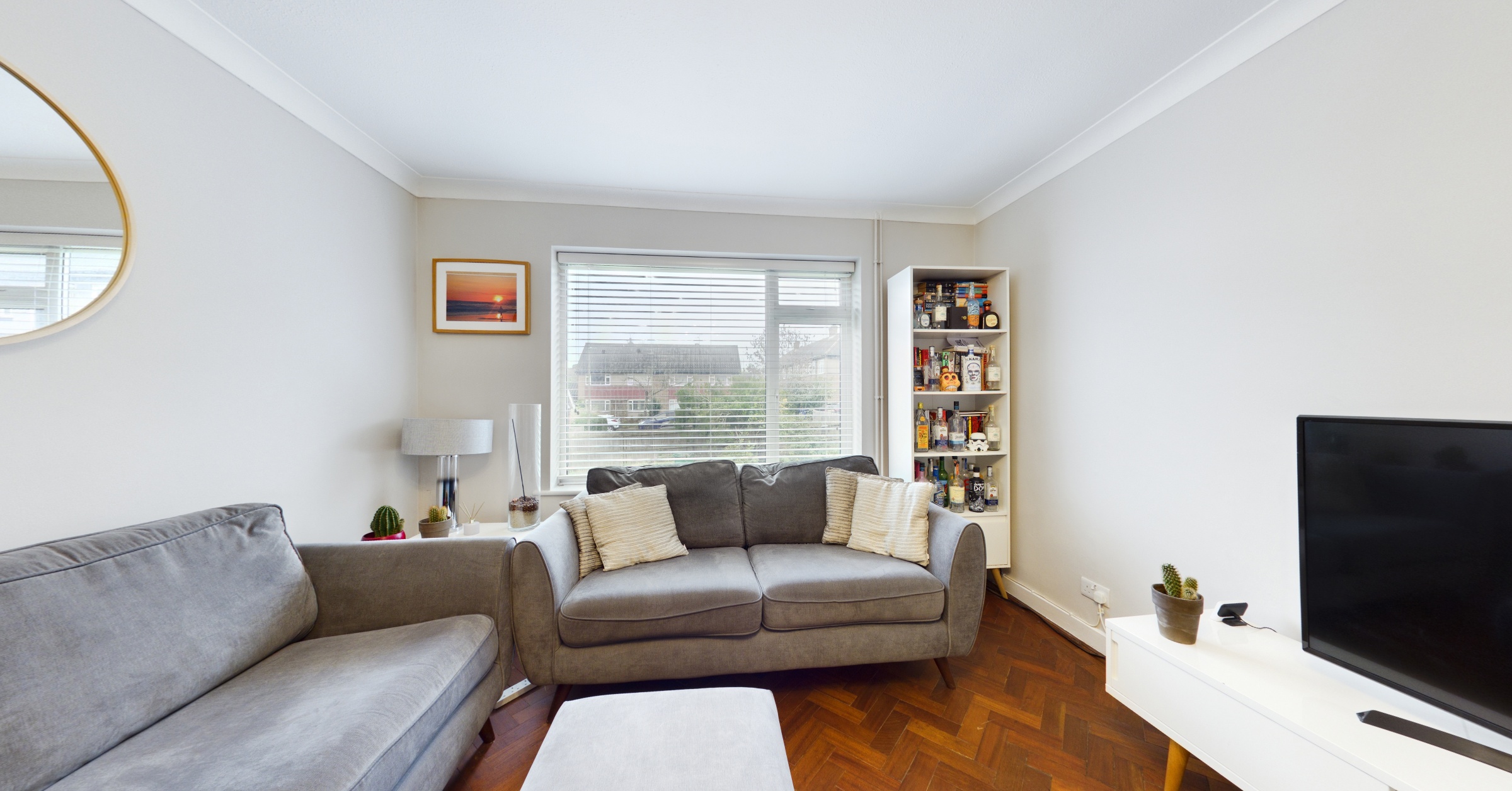 Oakleigh road north, N20
