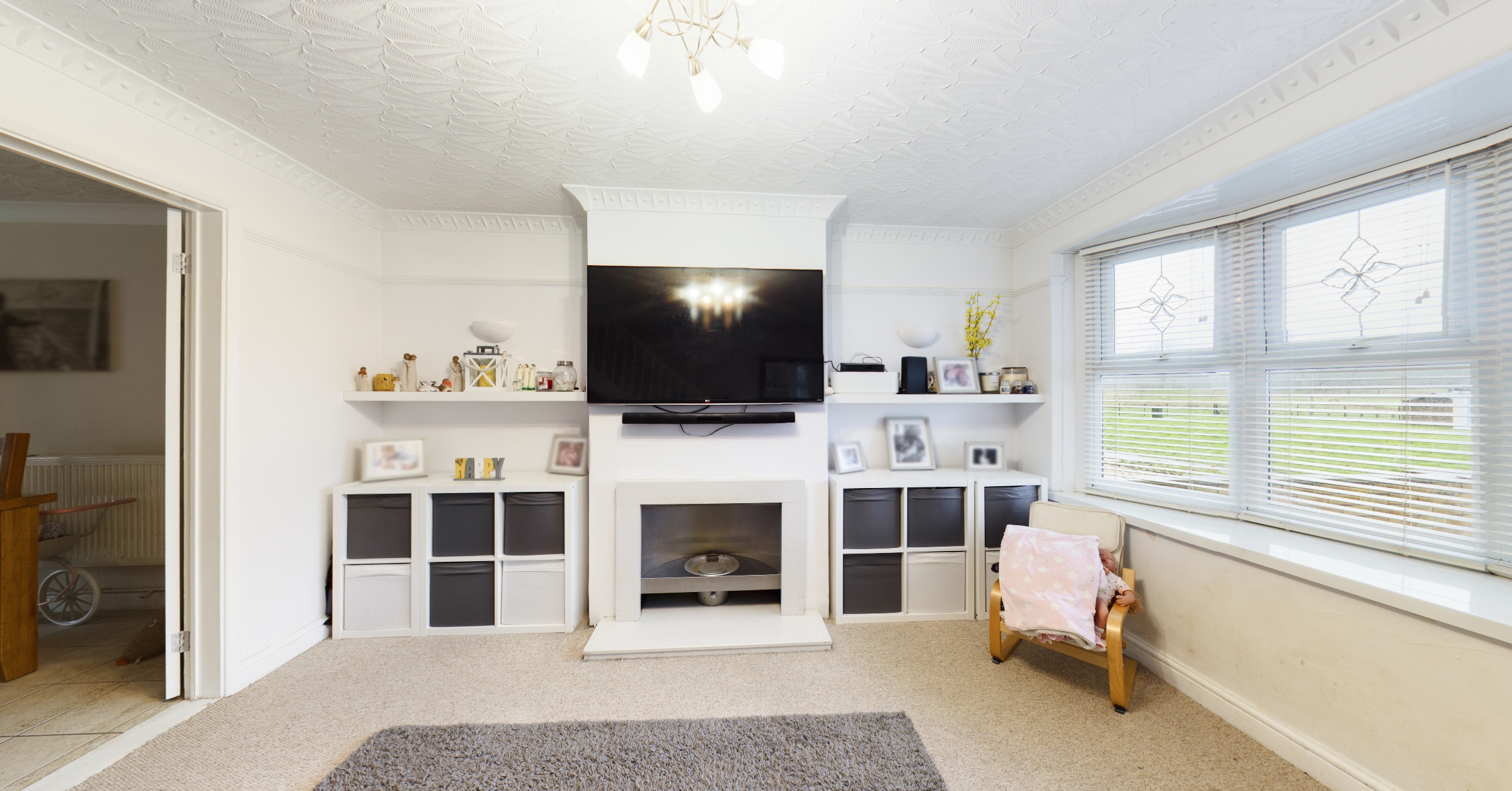 13 Lowbourne