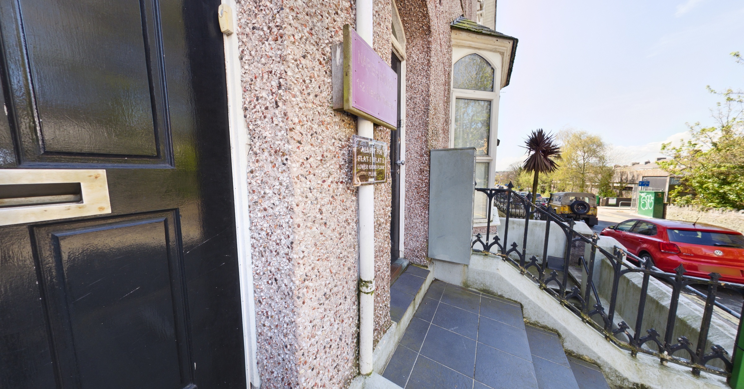 Flat 4, 1-2 Napier Terrace