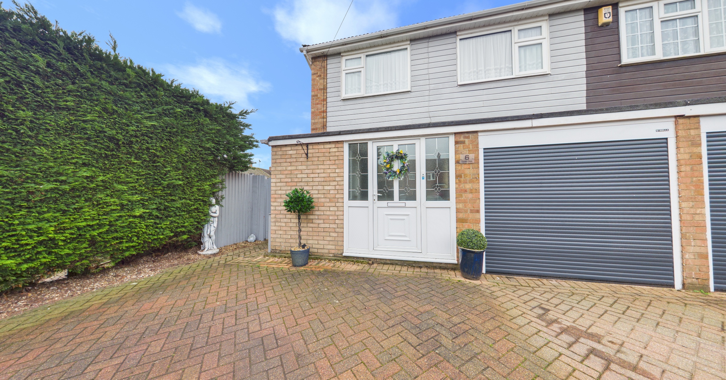 6 conley close