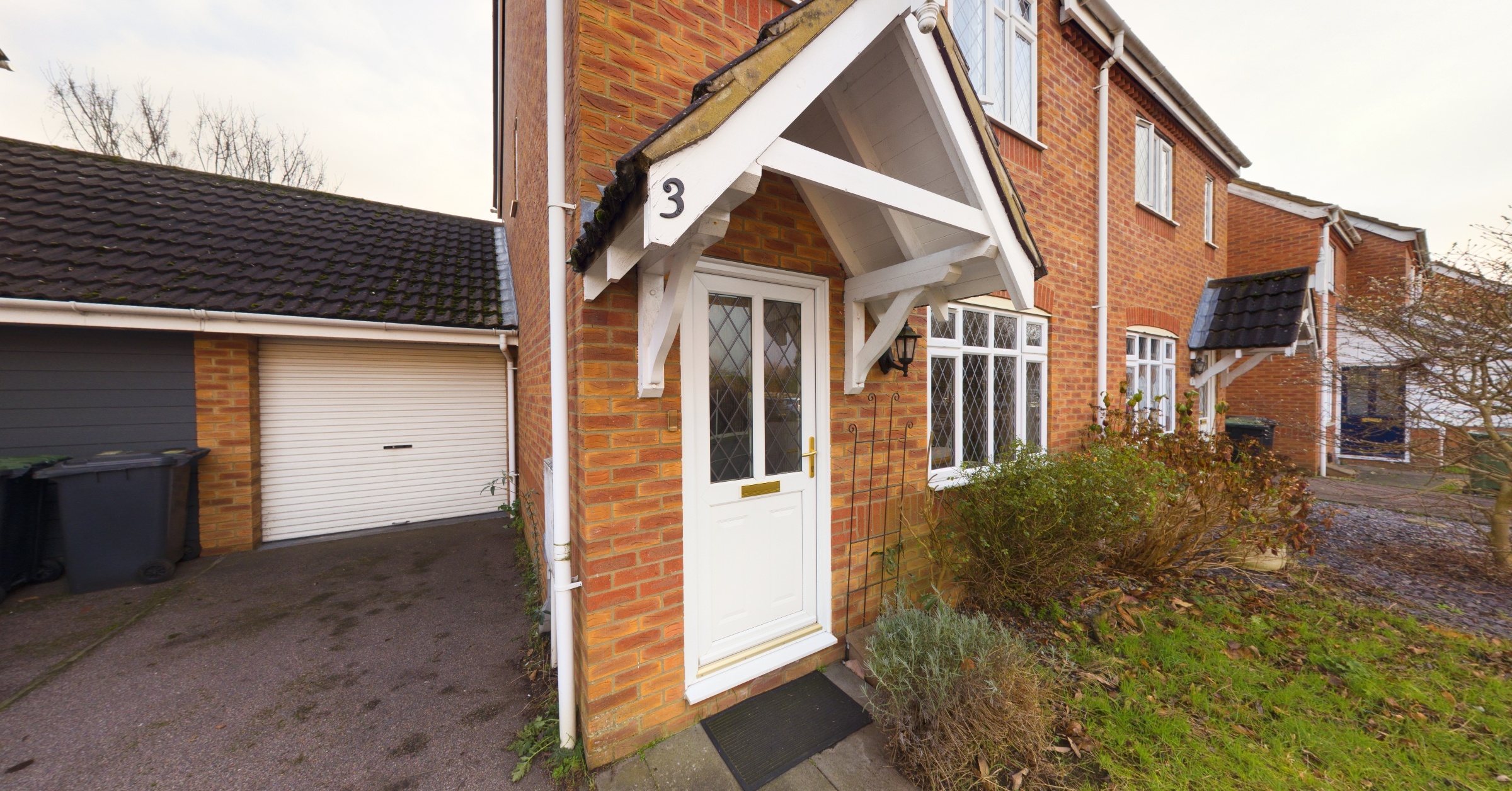 3 York Close