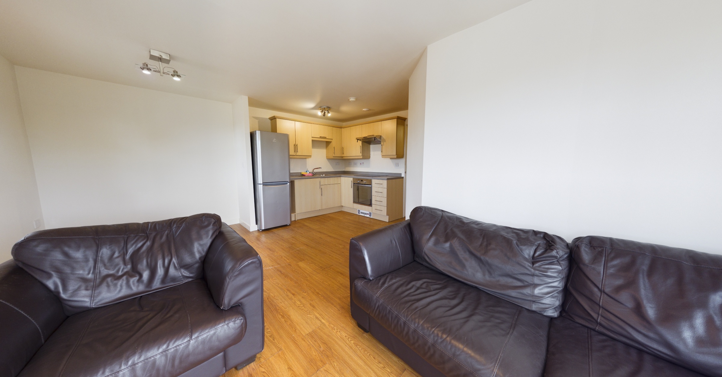 L - 25 Clements Way L33